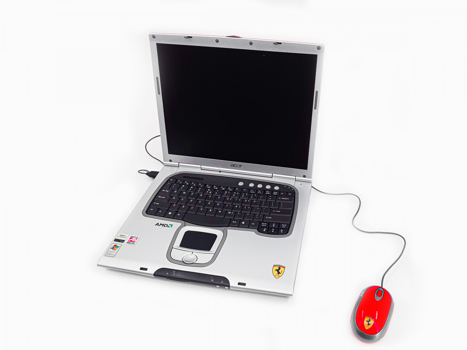 HomeComputerMuseum - Acer Ferrari 3000 laptop