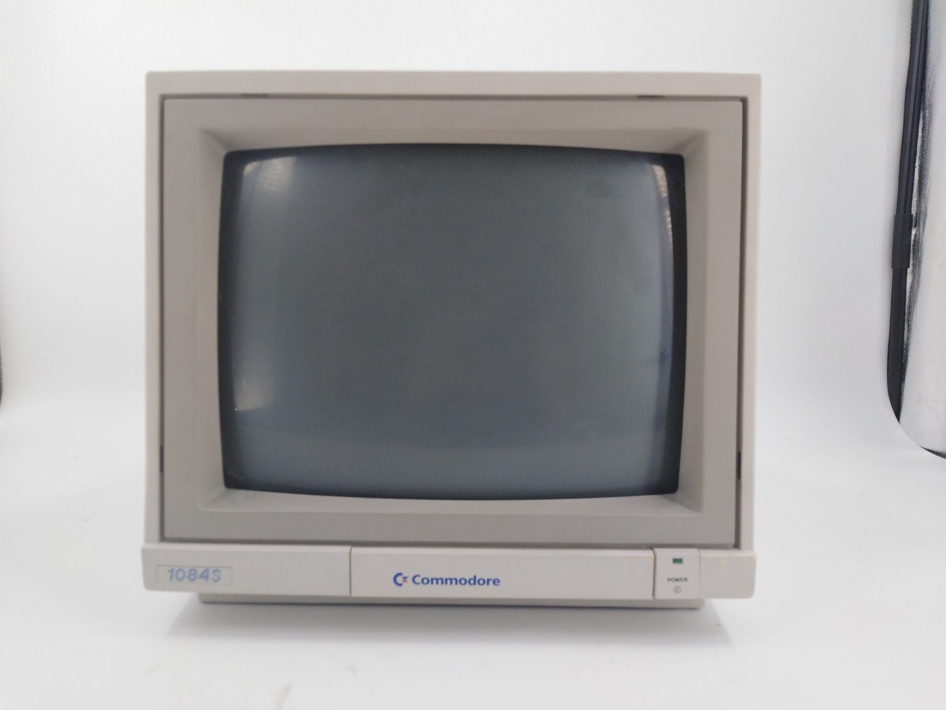 HomeComputerMuseum - Commodore 1084S-P Monitor